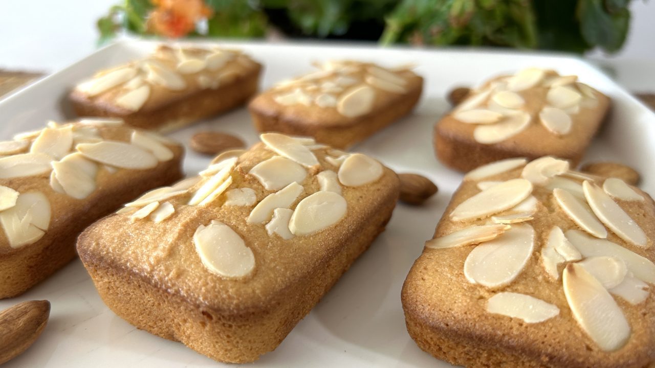 Almond Mini Cakes (Amandines) | Zara Cooks